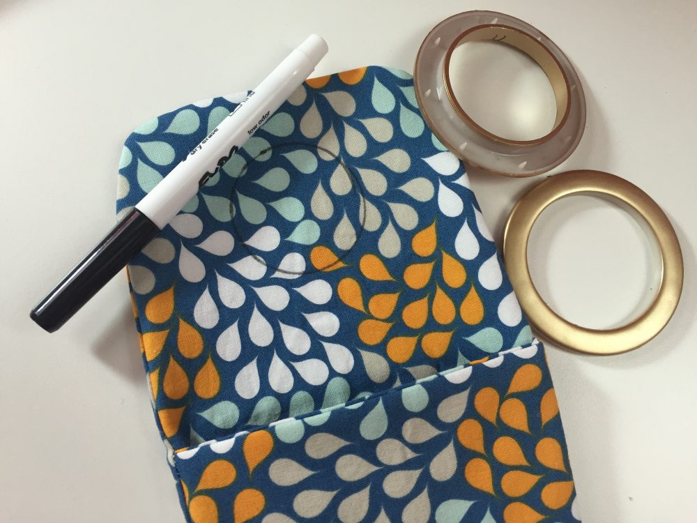 DIY phone-charging pockets – Heather's Handmade Life