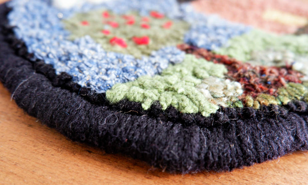 Hooked on rug-hooking – Heather's Handmade Life